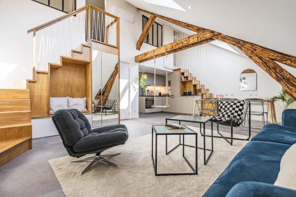 Le Sacré Perchoir De La Cathédrale - Reims