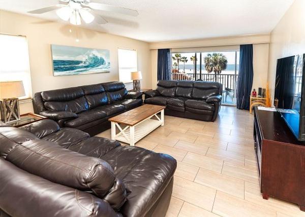 Sea Breeze 101 Beach Bliss - Treasure Island, FL