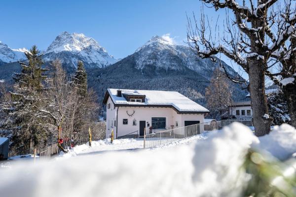 Ferienhaus Meis Chalet - Sent
