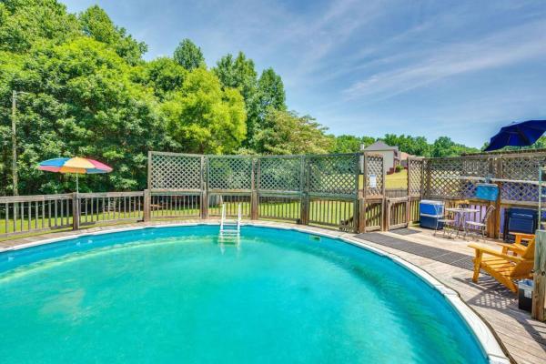 Luxury Hamptons 5br Oasis With Pool Retreat - Stockbridge, GA