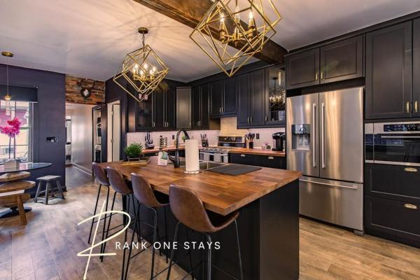 King Bed / Free Parking / Bbq / Fire Pit / Arcade - Pittsburgh, PA