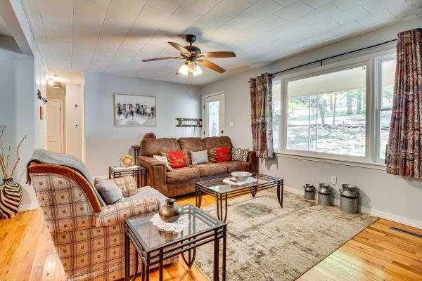 Near State Park And Spring River Family Gem With Yard - Grand Gulf State Park, Koshkonong