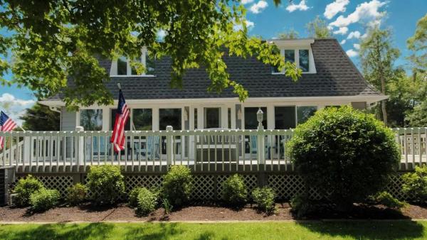 8 Bedrooms With A Pool - 404 Fourth Avenue - Cape May, NJ