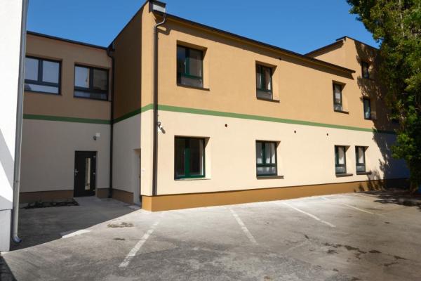 Hodváb Apartmánový Dom - Senica