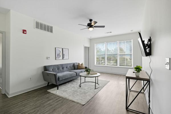 Modern 2br2ba Near University District - Memphis, TN