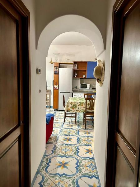 Dal Comandante - Ischia Ponte City Center - Ischia Porto