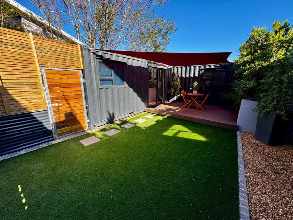 The Leopard Leaf Inn - Cape Town