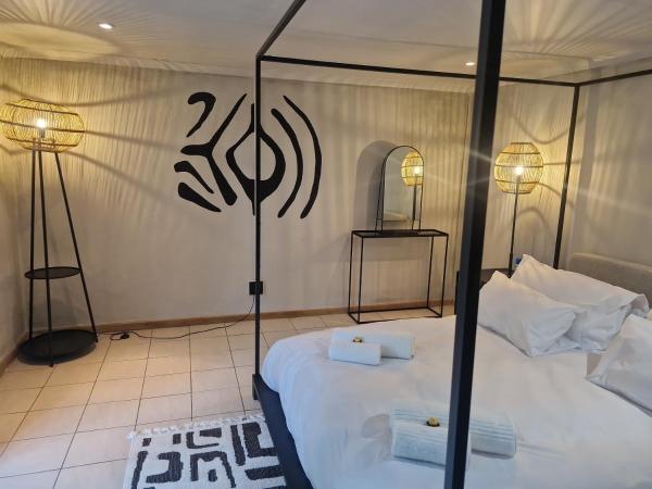 The House On The Hill - Lanseria