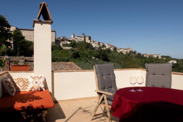 Terrazza Mira - Vista Panoramica E Parcheggio A Todi - Todi