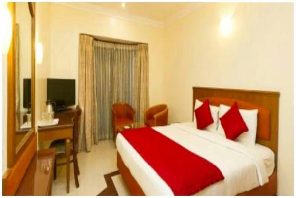 Hotel N Ashiyana Palace - Near Kasi Vishwanath Temple #Fully Air Conditioning #Wi-fi #Parking -Best Hotel In Varanasi Book Now - Varanasi