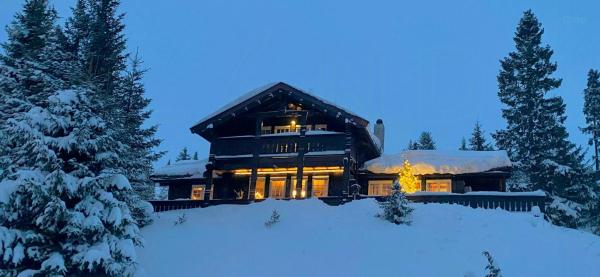 Spacious Family Cabin With Views In Hafjell - Norway