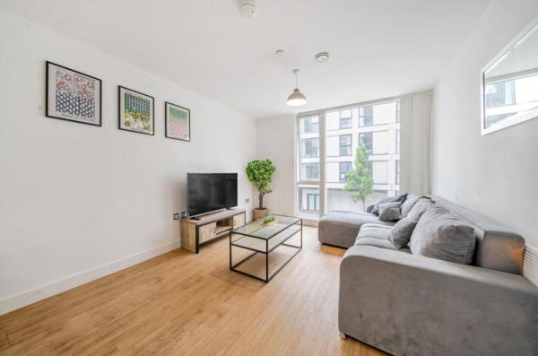 Modern 2 Bed 2 Bath Apartment City Centre - Piccadilly Station - Manchester