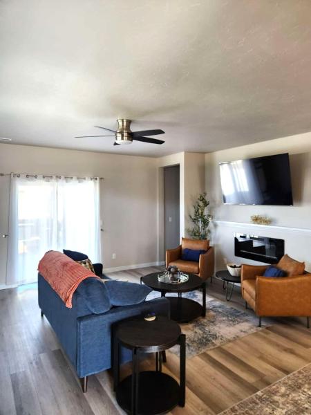 Starluxe Stay And Play - Idaho (State)