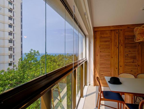 Charlie On The Sea Arpoador - Ipanema