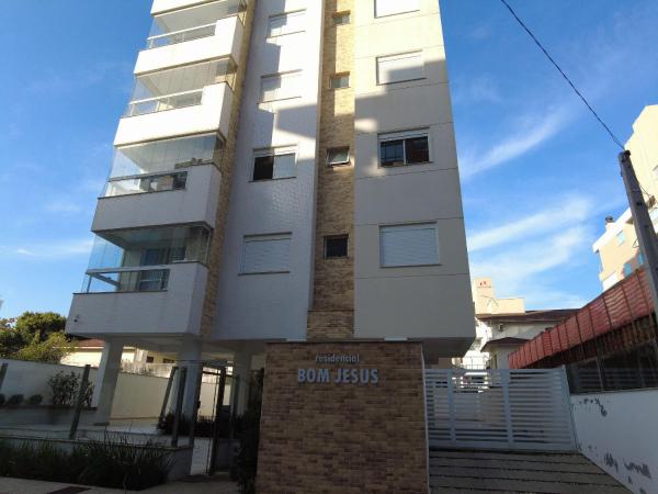 Cód 139 - Belo Apartamento á 200m Do Mar - Governador Celso Ramos