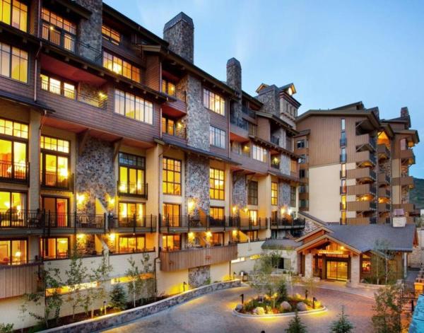 Lionshead Village Landmark Condos 3 Bedroom - Vail, CO