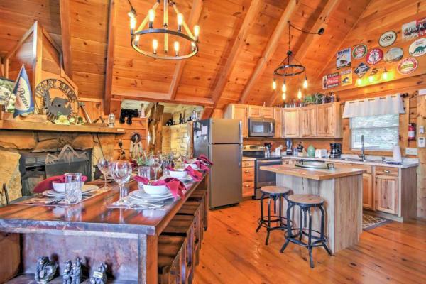 Majestic View Hideaway - Cosby, TN