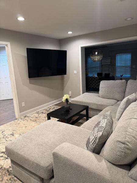 Calm & Cozy Modern Escape - Atlanta, GA