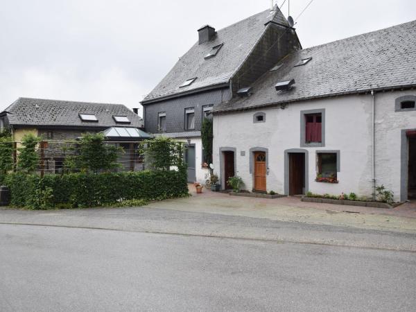 Farmhouse Cottage In The Ardennes With Hot Tub, Billiards & All Modern Comforts - Neufchâteau