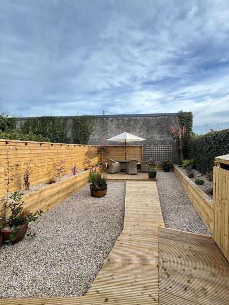 3 Bedroom, 5 Bed Home In The Heart Of Galway - Claregalway
