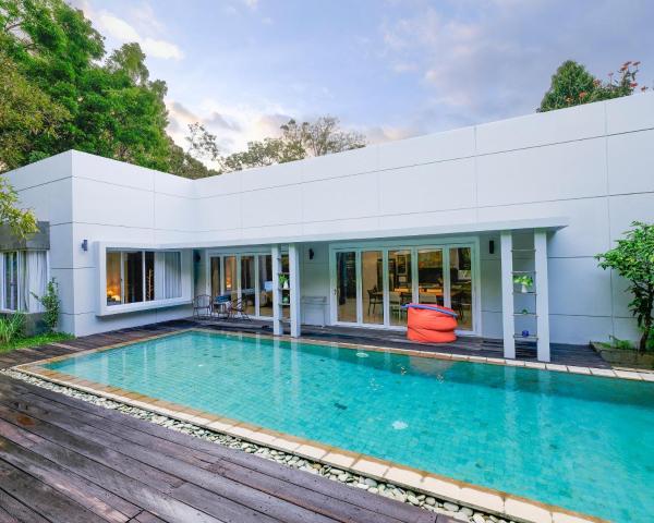 La Quoriena Botanical Villa & Cafe' - East Nusa Tenggara