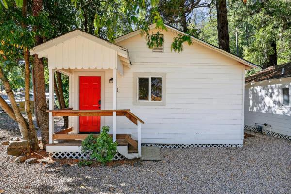 Cozy Cabin Near Wineries, Harbin Hot Springs Cabin - Californie