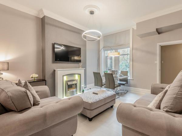 Beach Town - Bournemouth