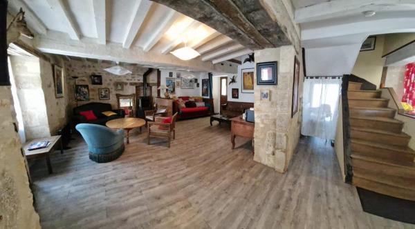 Welcome To Sweet Home - Le Blanc