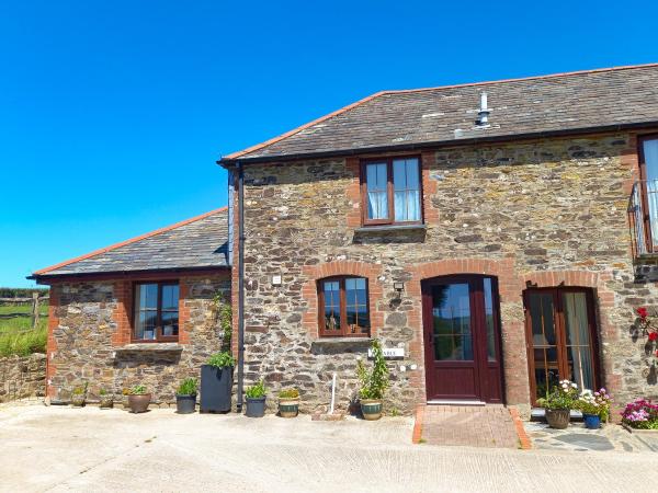 Beckaveans Stable - Crackington Haven
