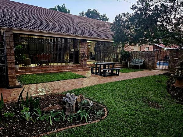 Chandané Guesthouse - Thabazimbi