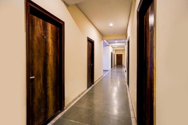 Hotel O Noida 86 Retreat - Noida