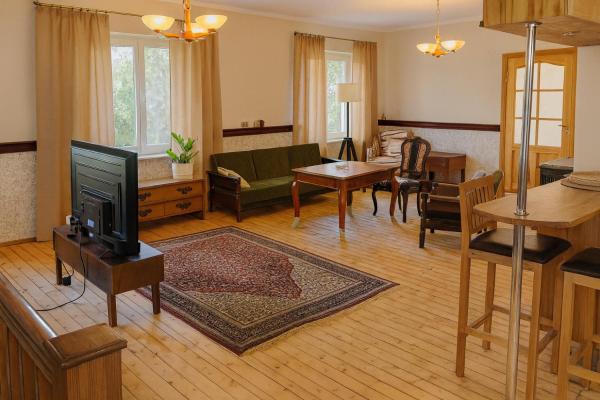 Avar Ja Mugav Korter Kesklinna Lähedal - Estonia