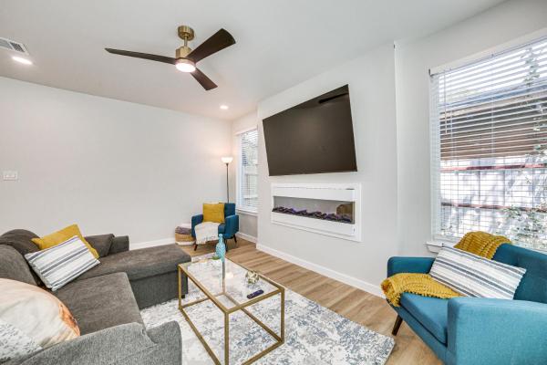 3 Mi To Dtwn Dallas Pet-friendly Retreat With Yard - Dallas, TX