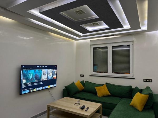 Appartement Charmant A Tanger,2 Chambers, Wifi, Netflix, Iptv - Tangier