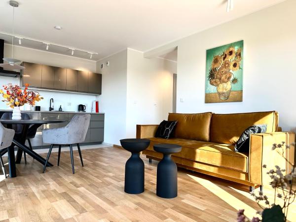 Madalińskiego Apt 25 - Balcony & Lift - 700m Main Station - Breslau