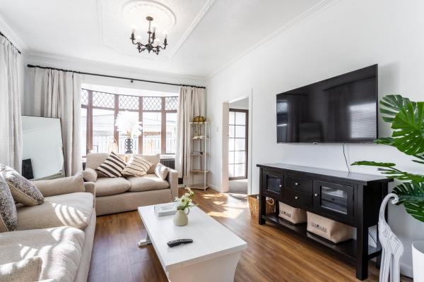 Matahari Apartments And Villas - Upper Hutt