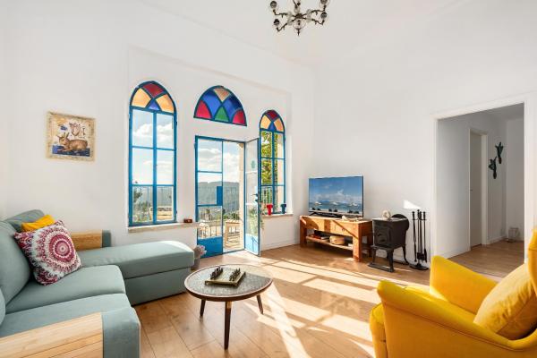 Historical 2 Bedrooms Home With A Private Jacuzzi - Jerusalem