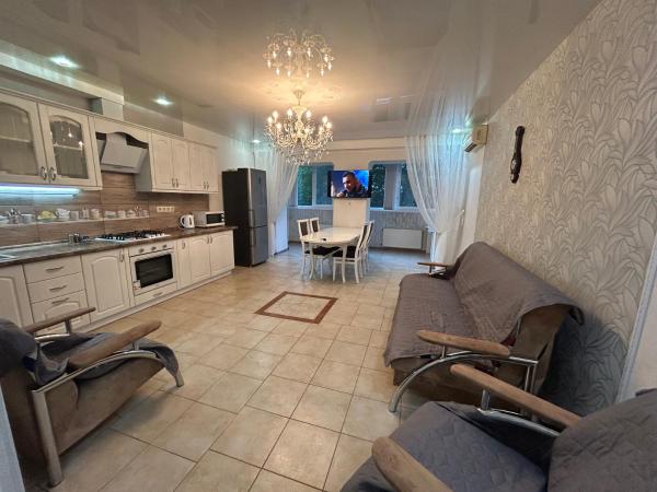 Двохкімнатна квартира біля моря - Черноморск