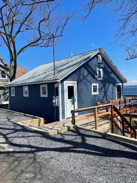 Year-round Cozy Cottage Charm On Cayuga Lake - Lodi, NY