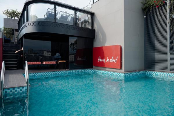 Champton Hanoi Hotel - Trâu Quỳ