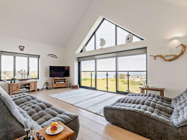 2 Bed In Helston Oc-s33457 - Lizard