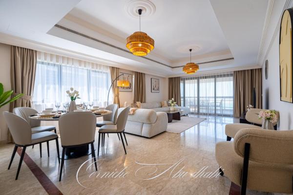 4br Apartment With Private Balcony In Corniche - Abou Dabi