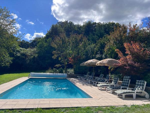 Wisteria Cottage - Bessines-sur-Gartempe