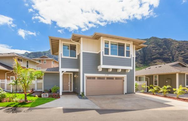 Kalo Homes Tropical Palm Getaway - O‘ahu, HI