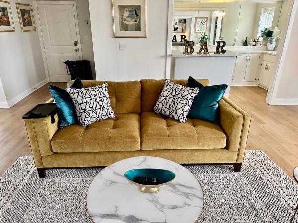 Sky High Luxury Unique 2br Penthouse Condo Atl - Atlanta, GA