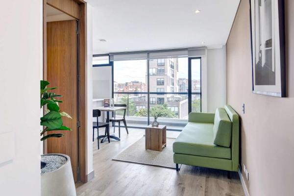 Remarkable 1br Balcony In Santa Barbara - Bogotá