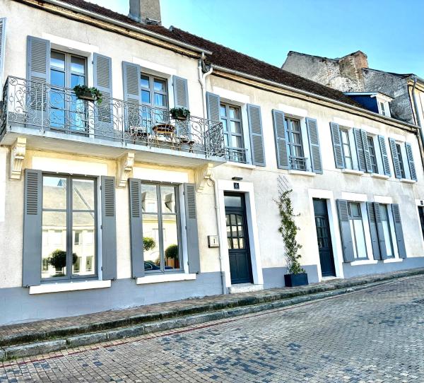 Magnifique Maison Rénovée En Plein Cœur De Sancerre - Sancerre