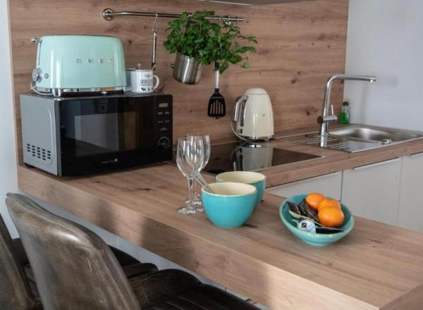 Studio-parkplatz-netflix-balkon - Esslingen