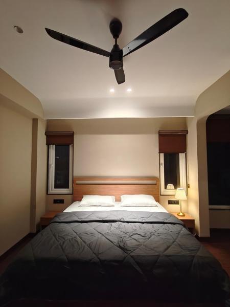 Evara - Stay Explore Belong - Varanasi