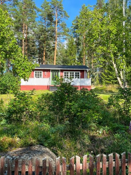 Cosy Forest Cabin Near Bollnäs - Bollnäs